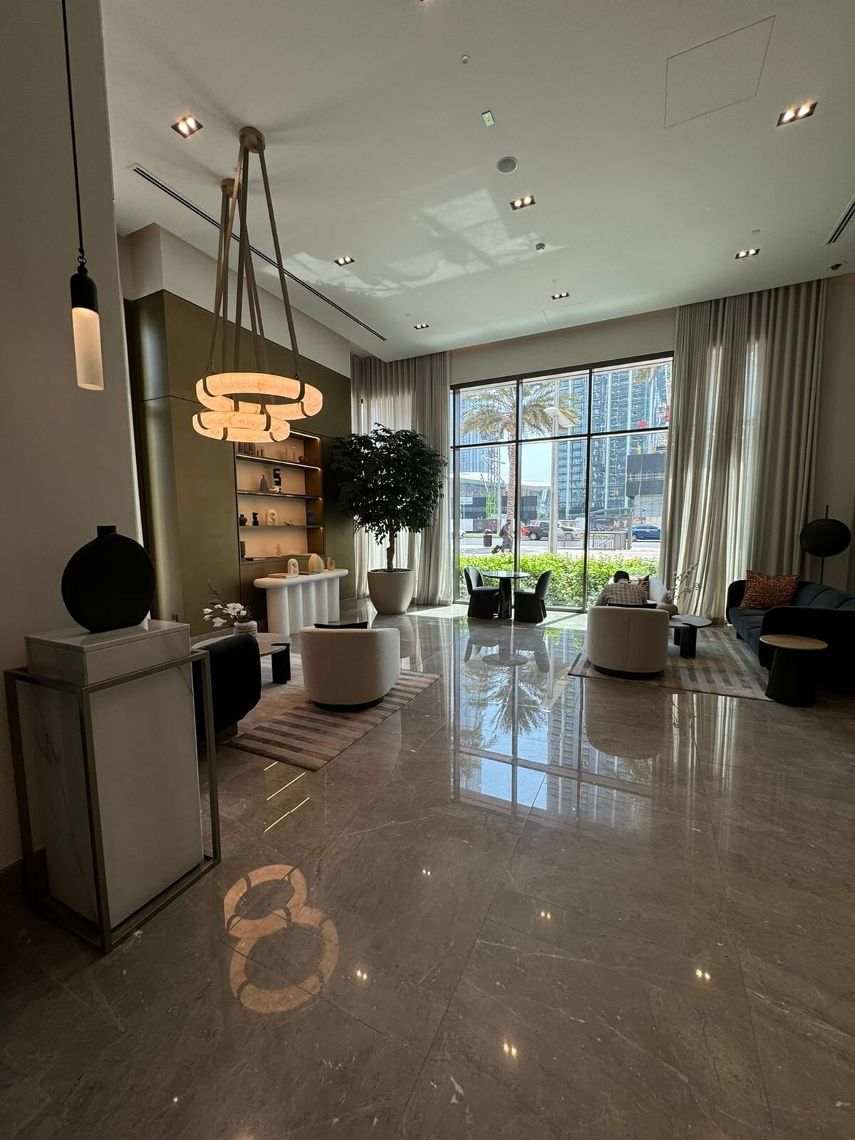 Burj crown | SMARTHOST